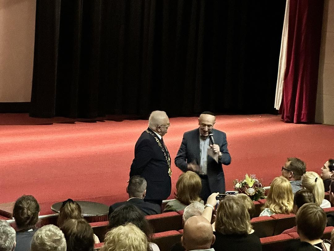 Cenu primátora mesta Bardejov udelili Emilovi Fishovi | Spravodajstvo | Články | AHOJ.TV